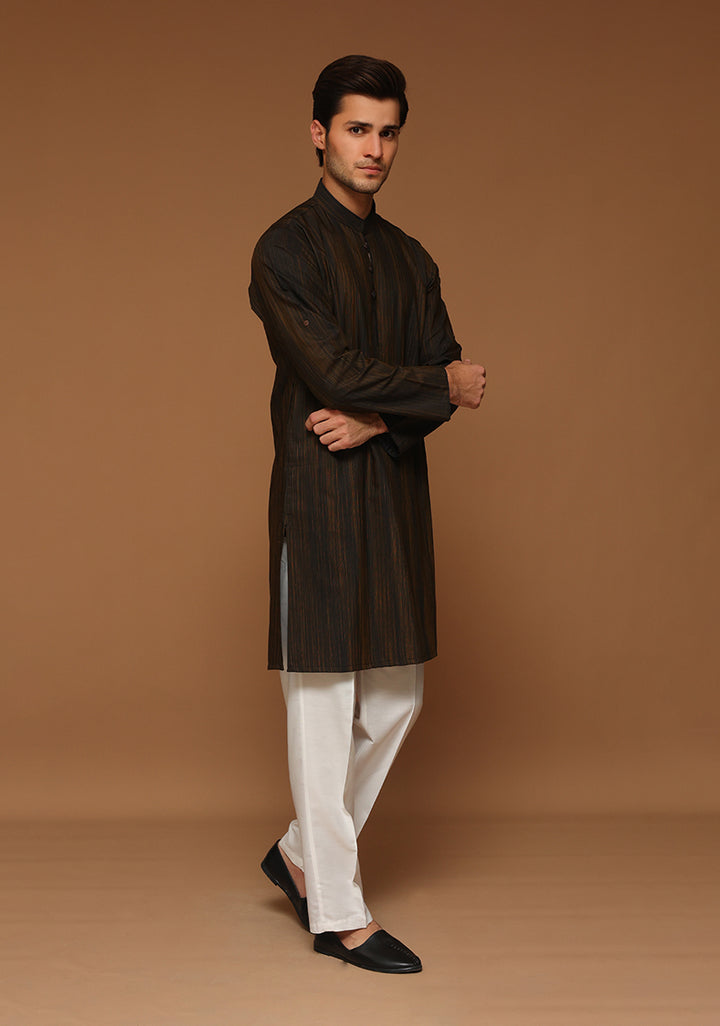 Men Kurta | Buy Pakistani Kurta For Mens Online – Amir Adnan